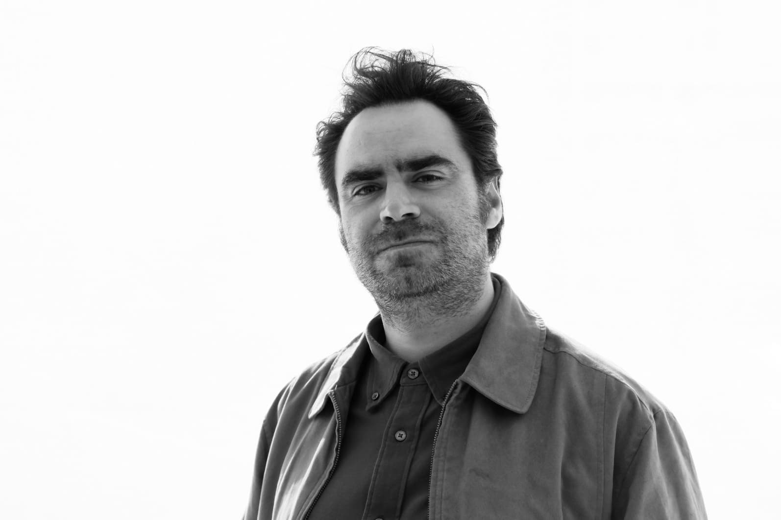 La escritura como intemperie, gozo y obstinación: entrevista a Lucas Costa - Letras En Línea / UAH