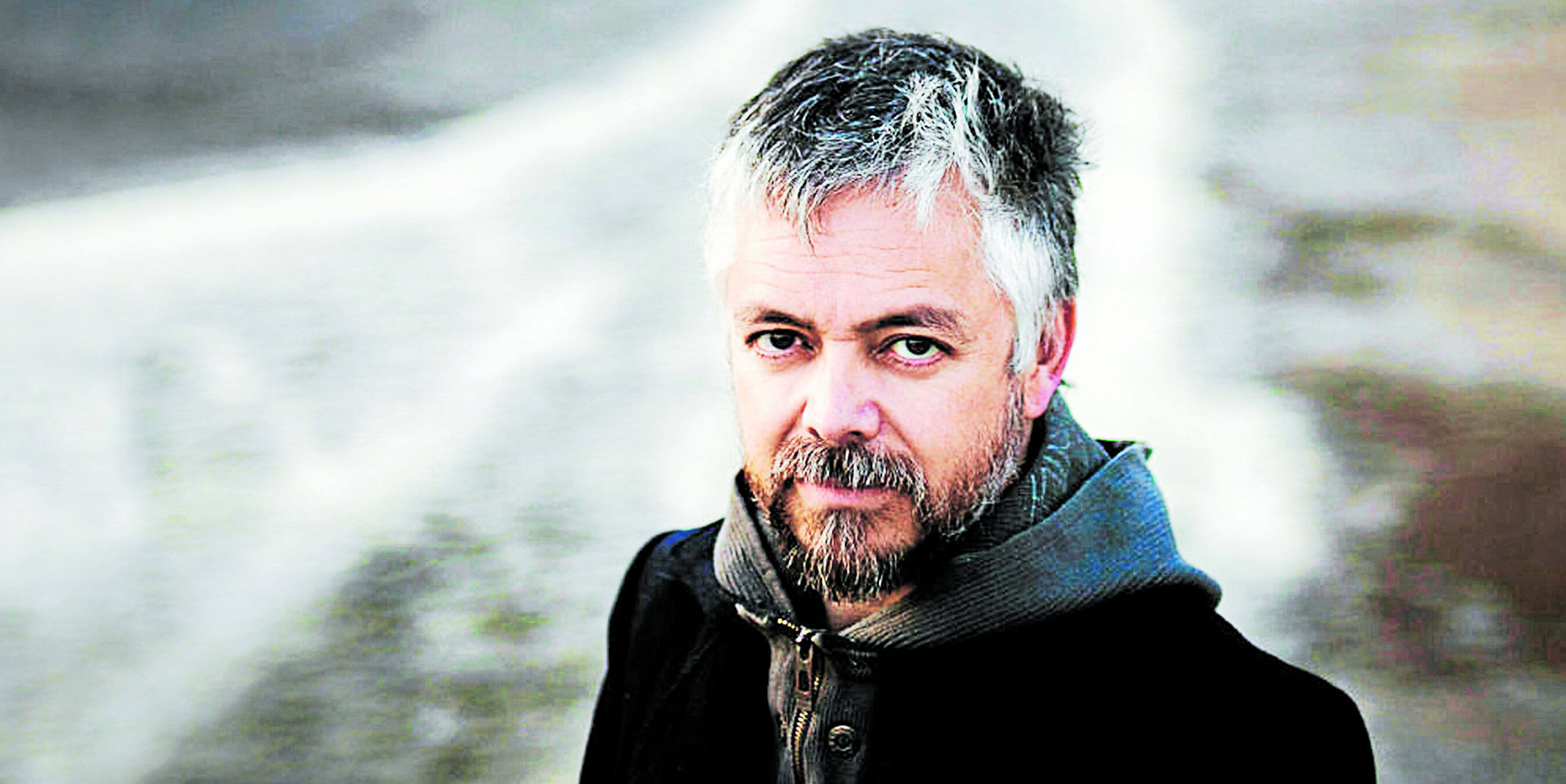 Una página, un autor: Conversación con Jorge Baradit - Letras En Línea ...